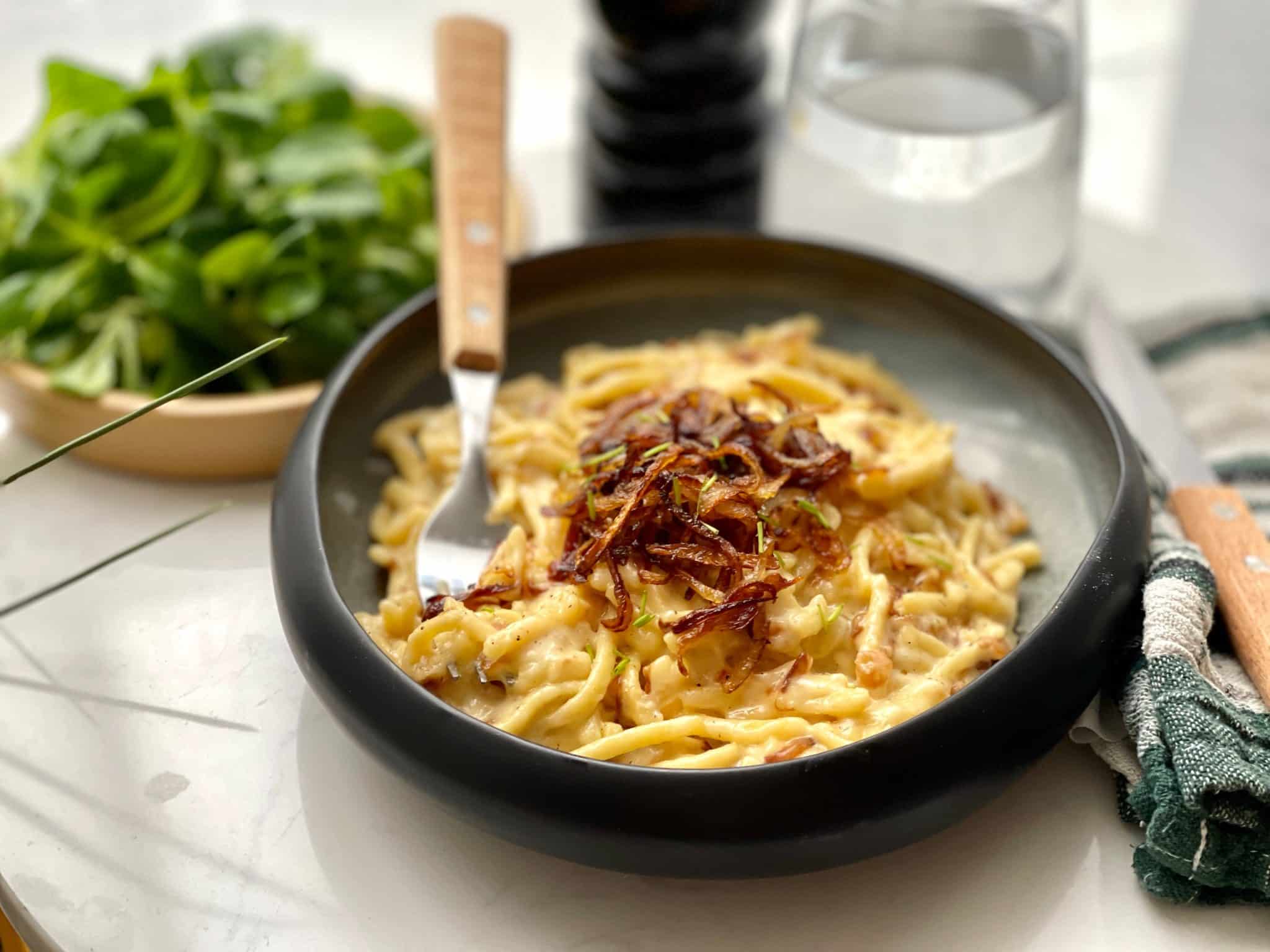 Super creamy cheese Spaetzle with caramelised onions - Luc & June ...